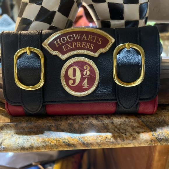 Warner Bros. | Bags | Harry Potter Excellent Condition Hogwarts Express ...